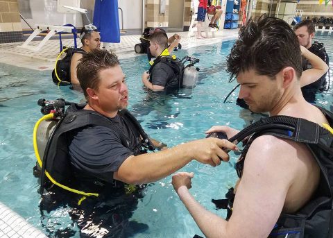 Sink 2 New Depths! Beginner Scuba Lessons - Bluewater Divers